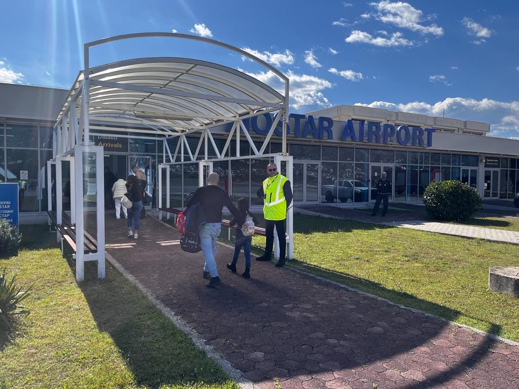 Potpisuje se ugovor o direktnoj avioliniji Mostar-Beograd-Mostar ...