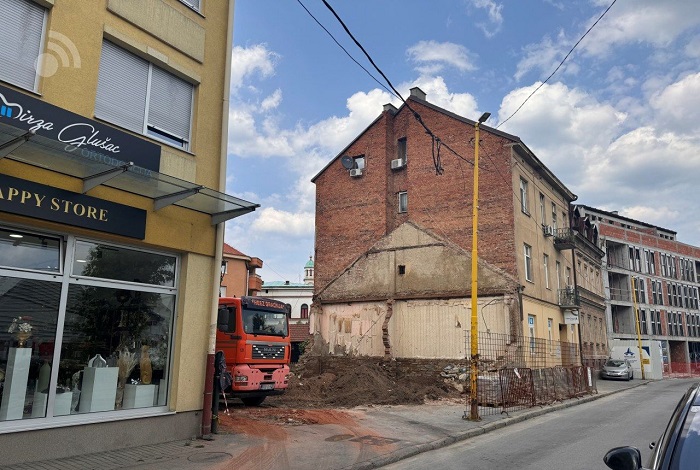 Uklonjen stari objekat: Šta će Jusuf Nurkić graditi u centru Tuzle? - Biznis Info